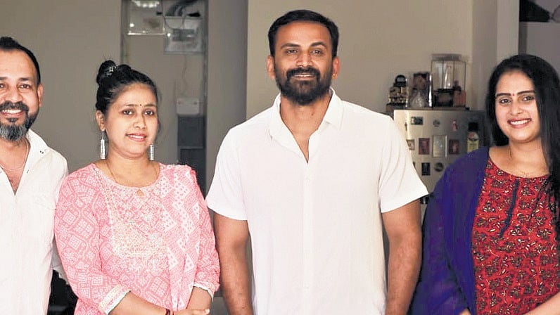 Actor Daali Dhananjay releases 'Ravike Prasanga' trailer, team ...