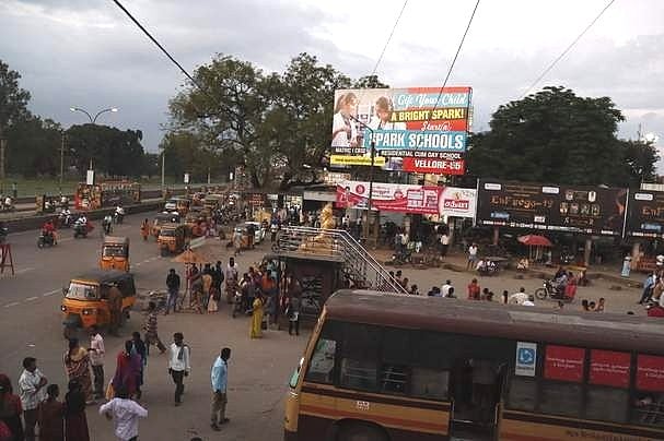 Vellore bus stand turns garbage dump