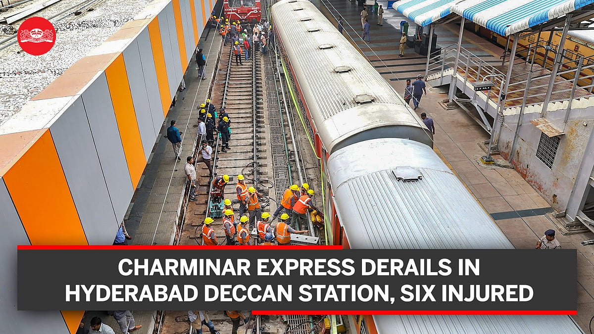 Charminar Express derails in Hyderabad Deccan Station, six injured
