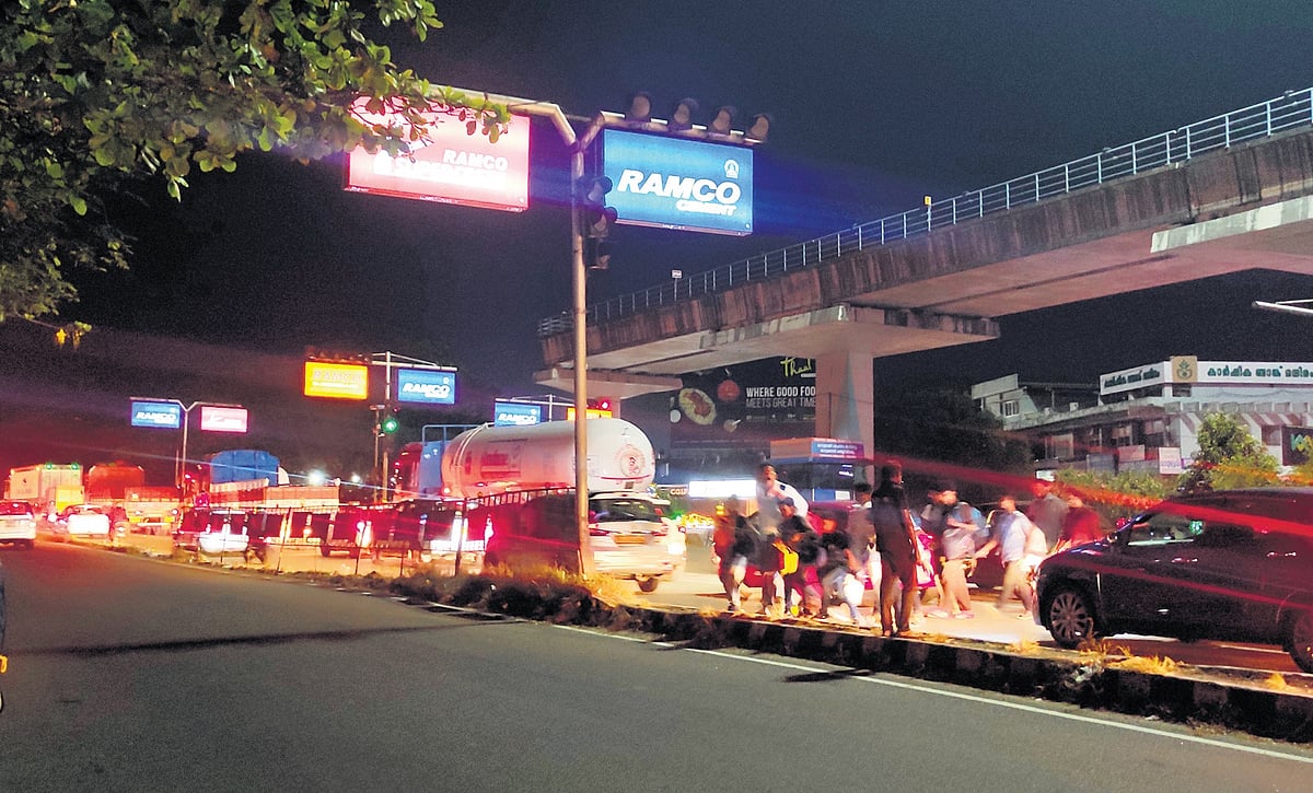 Clamour grows for wider Marthanda Varma bridge