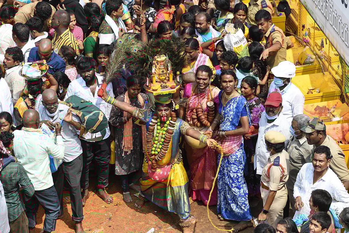 ‘1.35 crore devotees visited Medaram Jatara, over 5,000 missing kids ...