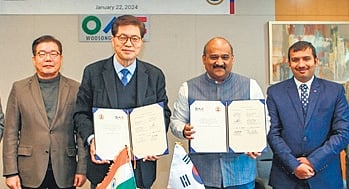 QIS signs MoU with Woosong University