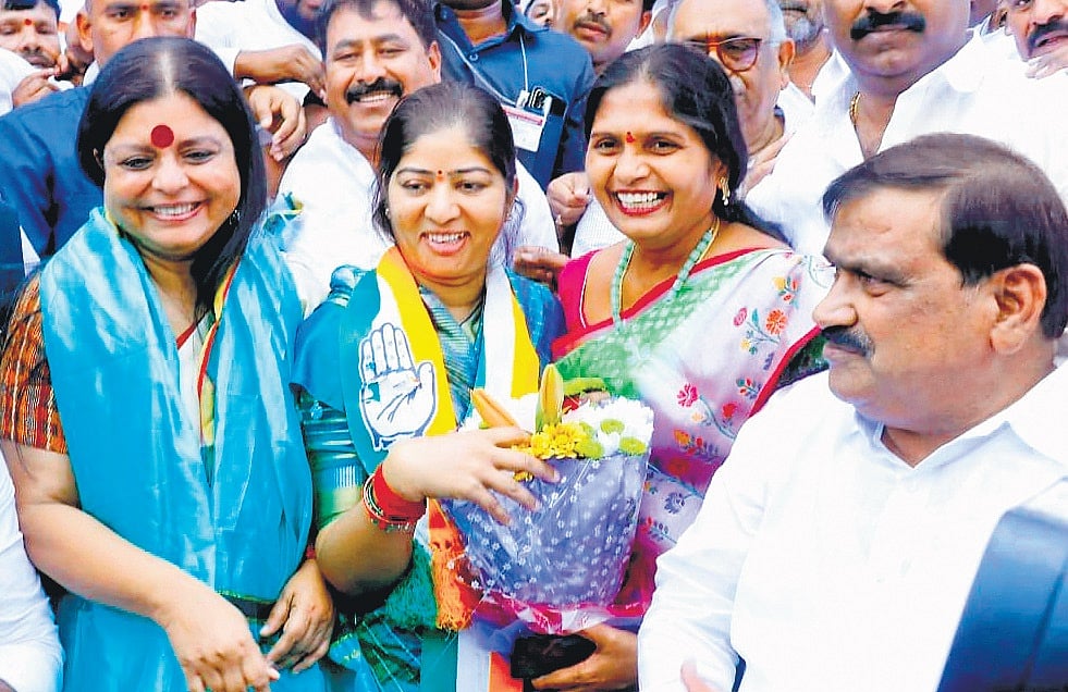 BRS Minister Mahender Reddy’s wife Sunitha joins Congress