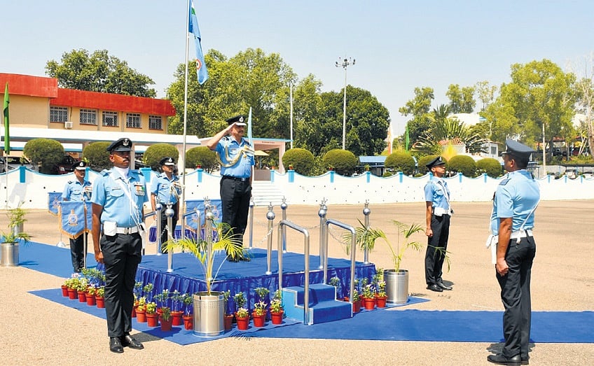 Chief of Air Staff VR Chaudhari visits Southern Air Command headquarters