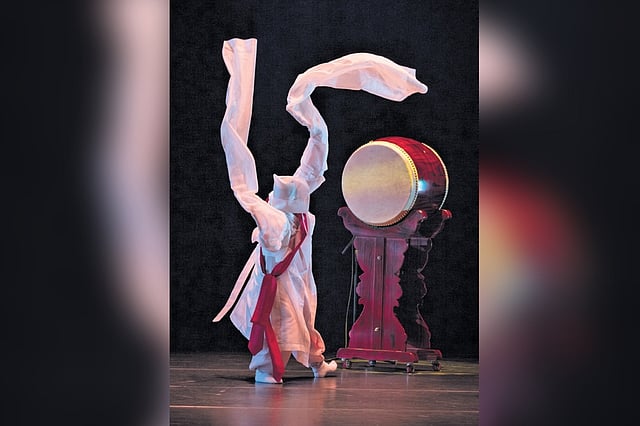 Dancer Yi (Lee) Chul-jin: Riding the Korean wave