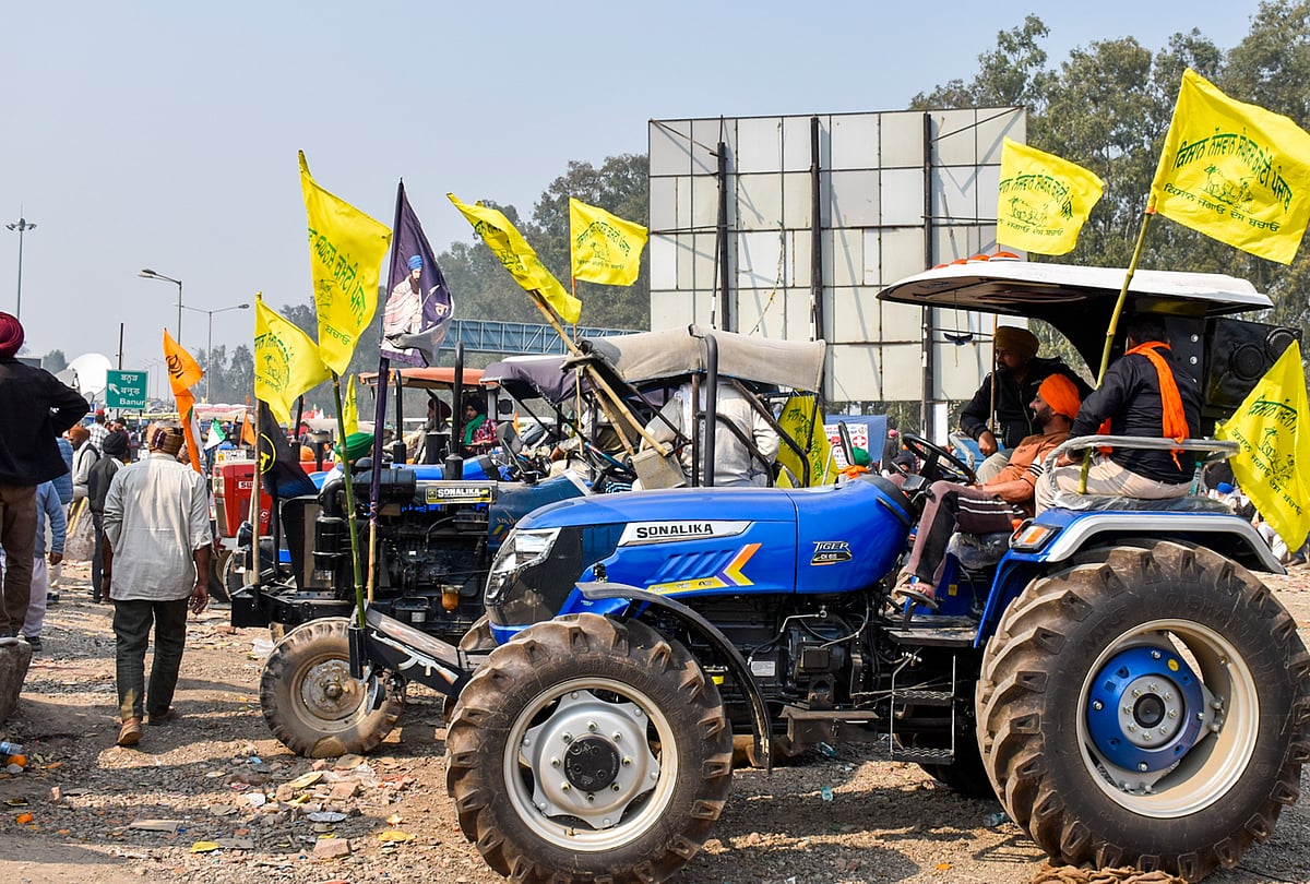Farmers protests: Tractor march in Haryana; dharnas outside residences ...