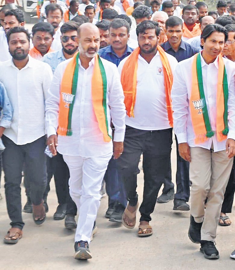 Telangana: BRS, Congress working together to take on BJP, claims BJP MP Bandi Sanjay Kumar