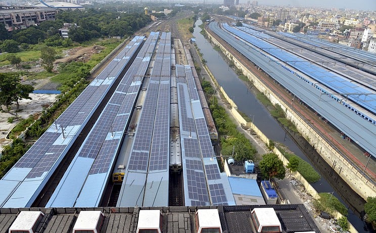Battery manufacturer Luminous opens solar panel factory with 250 MW ...