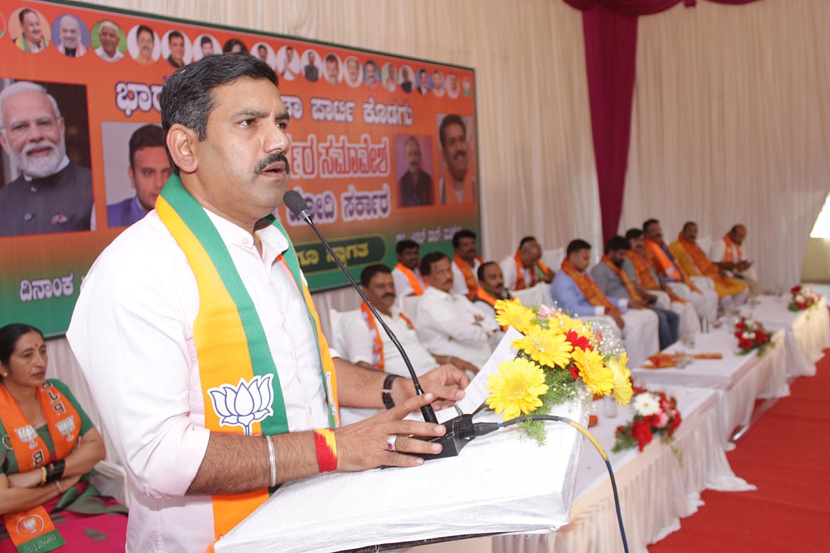 Prathap Simha will have a bright future in state politics: BY Vijayendra