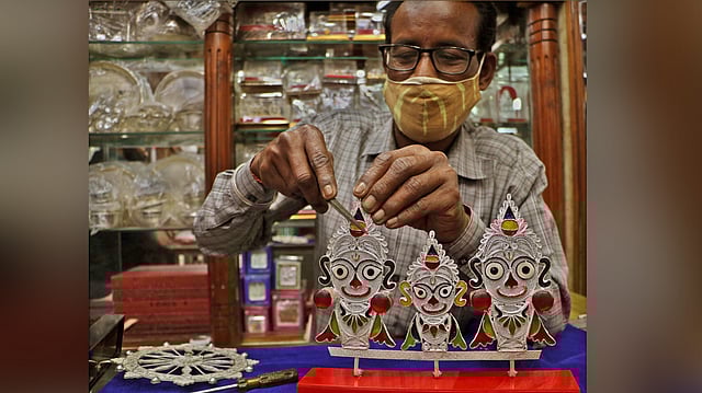 Cuttack’s silver filigree craft enters GI league