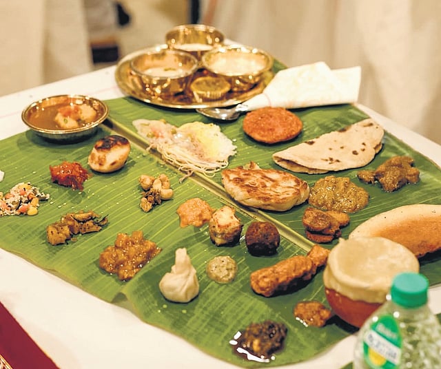 Serving sumptuous suvai