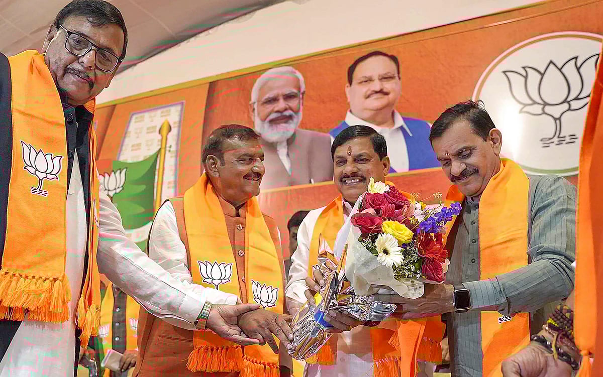 More Congress leaders cross over to BJP in Madhya Pradesh