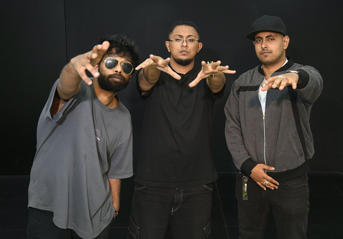 Shining tales of Black Diamond Crew