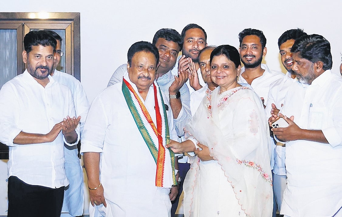 Jithender Reddy joins Congress, made adviser