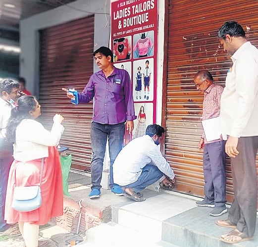 GHMC issues distress warrants to recover tax