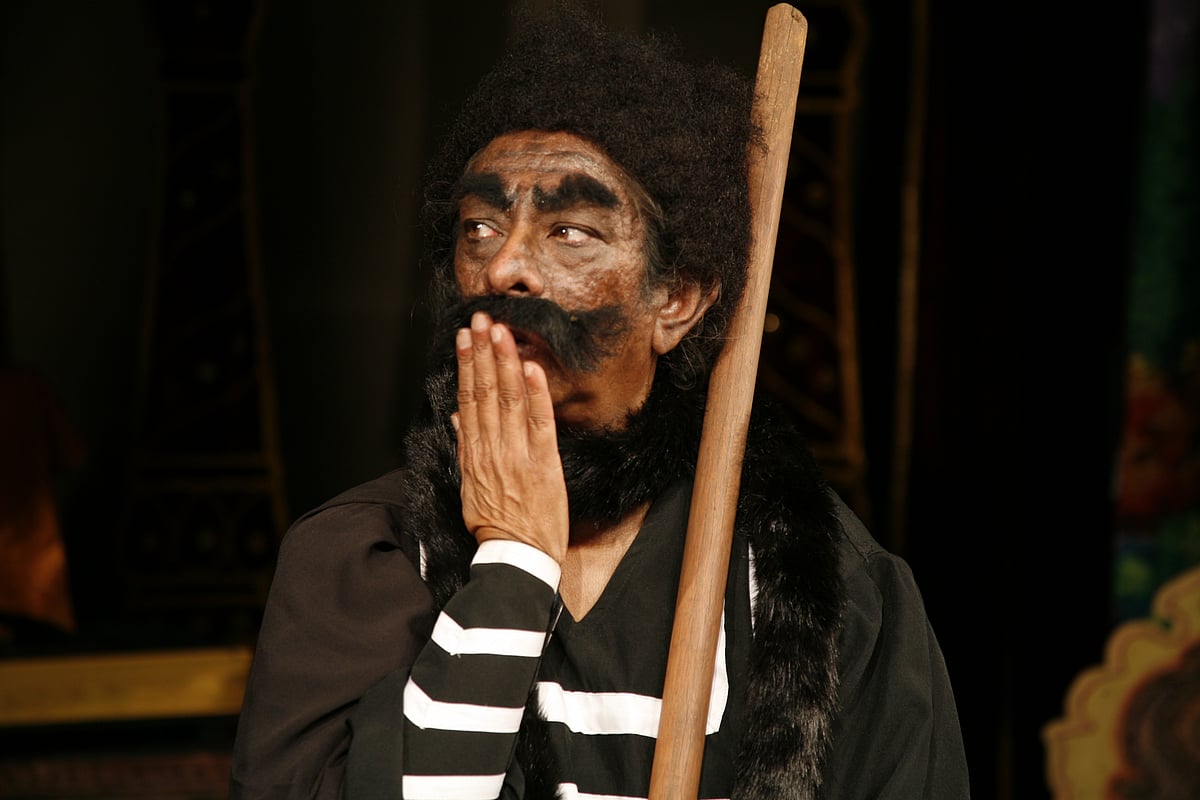 Veteran actor Jayashree revives grandfather's legacy in cult Kannada ...