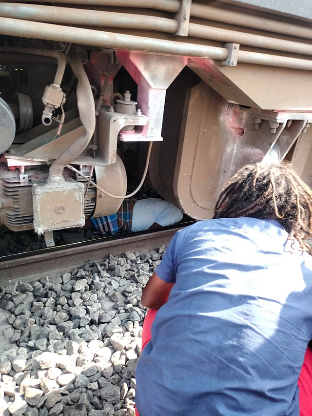 Man Escapes Train Hit in Tiruppur by Lying Between Tracks