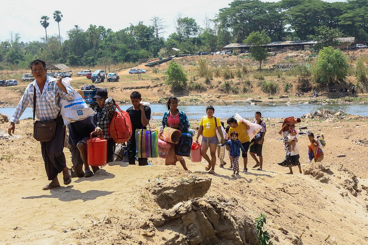 About 1,300 people from Myanmar flee to Thailand after fresh clashes in ...