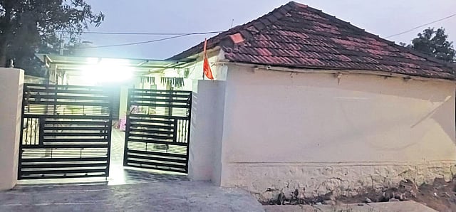 Telangana's Saikiran a role model for Civils aspirants