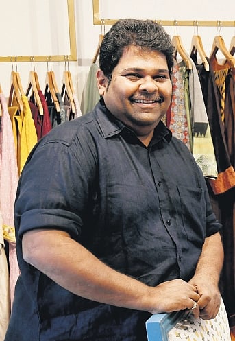 Gaurang Shah’s handloom elegance