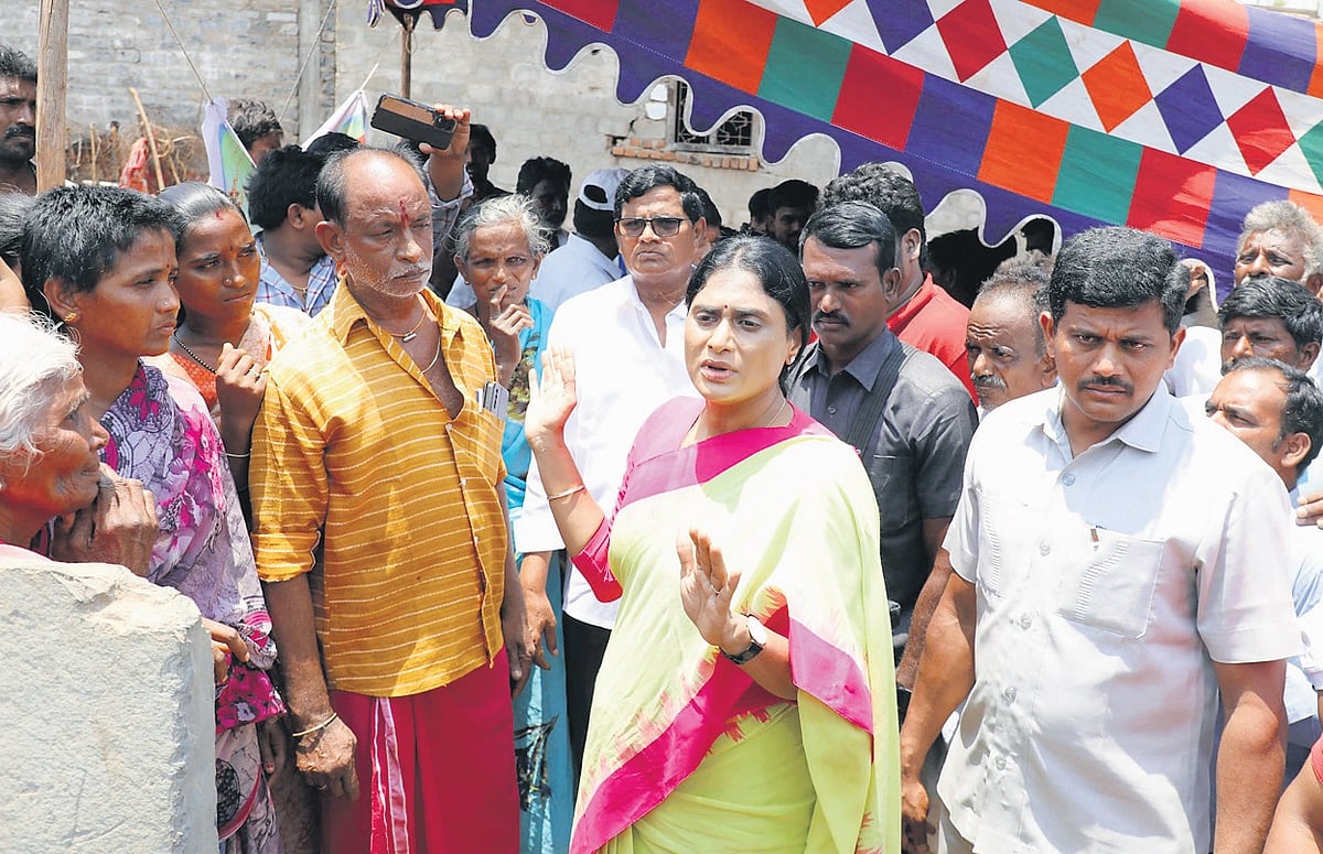 APCC chief YS Sharmila Reddy likens Jagan to Kumbhakarna
