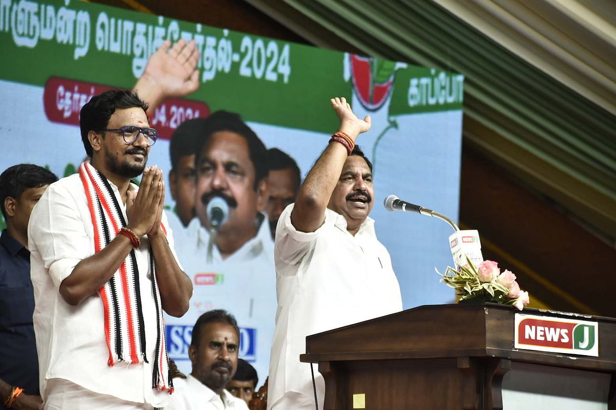 Tamil Nadu: EPS says DMK adopting double standards in opposing BJP, Modi
