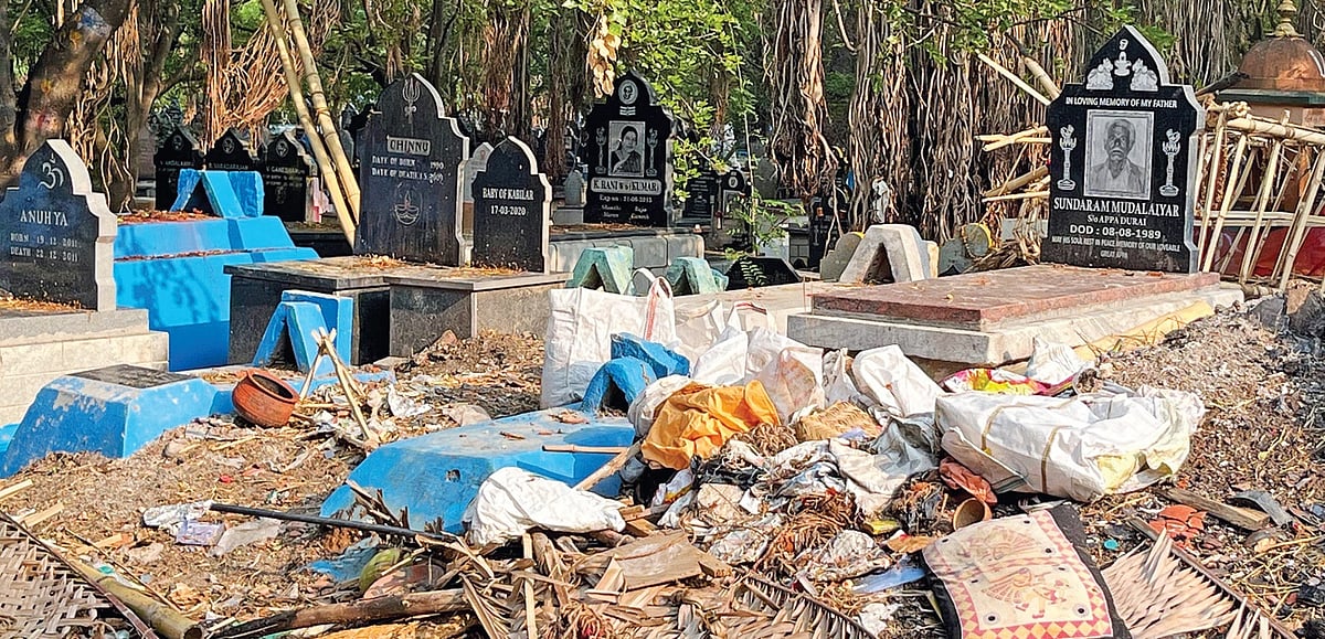 Bengaluru: Dire conditions at Kalpalli burial ground haunt its staff