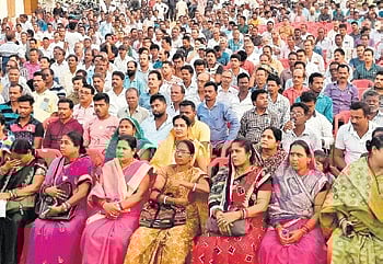 Odisha: BJD office bearers resign en masse, give ultimatum