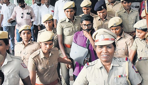 Madras High Court to hear habeas corpus petition for YouTuber 'Savukku ...