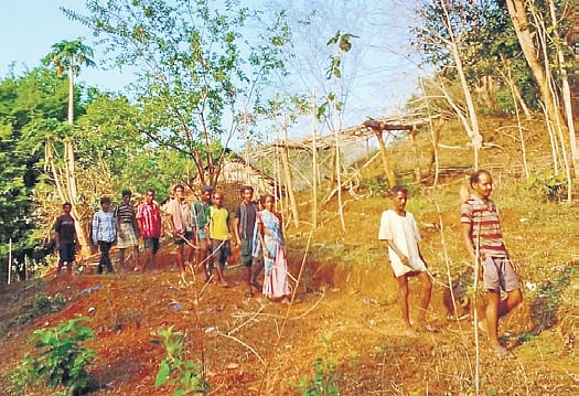 Remote tribal villagers in ASR district plead for transportation facility