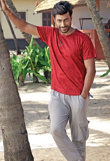 Rishi to join hands with Kishore Bhargav for a Kannada-Telugu bilingual