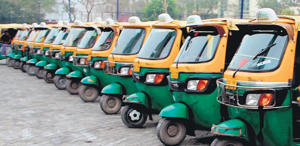 CNG crisis puts autorickshaw drivers in a fix