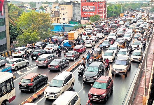 Heavy rain brings Hyderabad to a standstill
