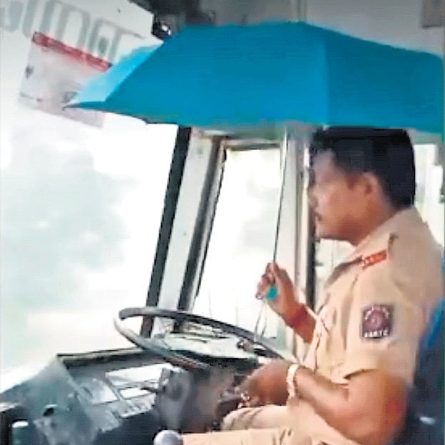 KSRTC to ensure buses are leak-proof