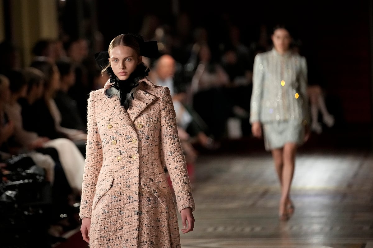 Chanel's Couture shines at Paris Opera despite designer's exit - Mitosm.com
