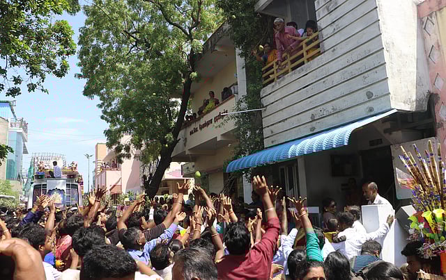 Heat refuses to melt down piety as thousands hit Karaikal streets for ...