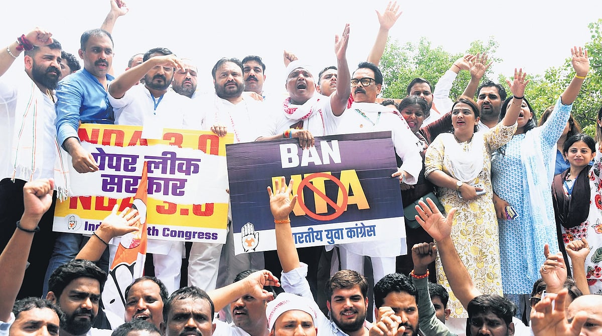 NEET-UG protest: NSUI storms into NTA office