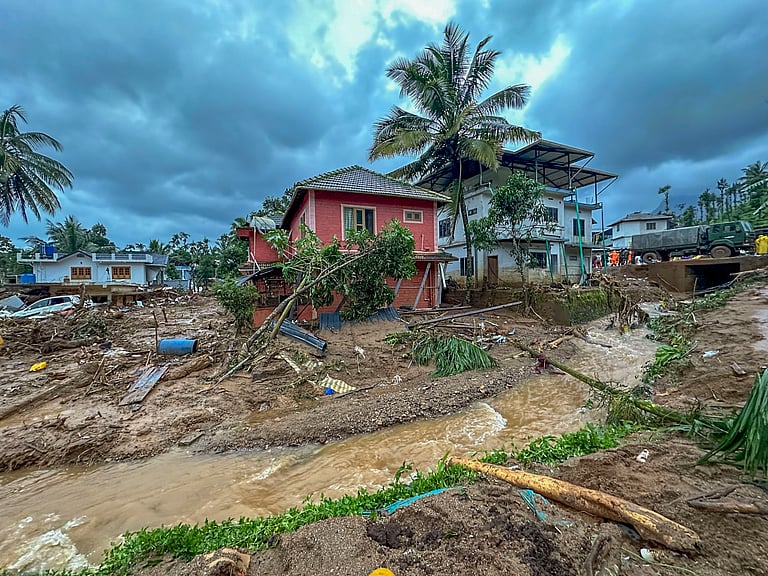 'Nothing is left here': Massive landslides turn Wayanad's Mundakkai ...