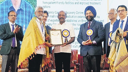 105 receive 'Best Doctor' award from Health Minister Ma Subramanian
