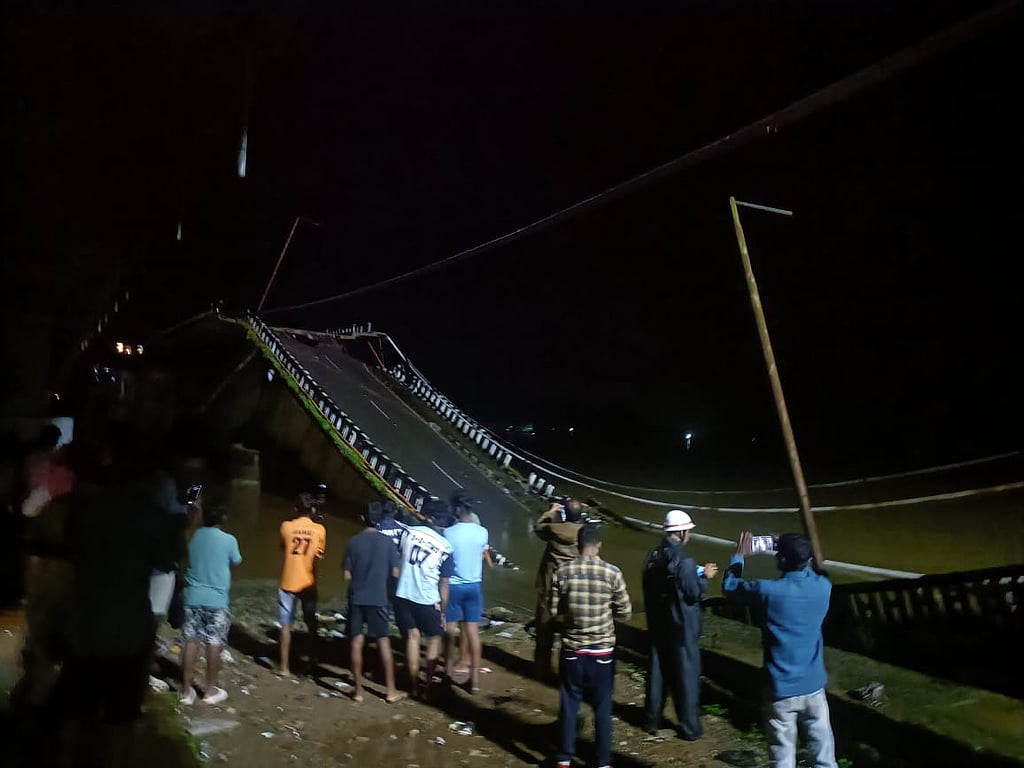 Kali bridge collapse in Karnataka's Karwar leaves one injured, traffic ...