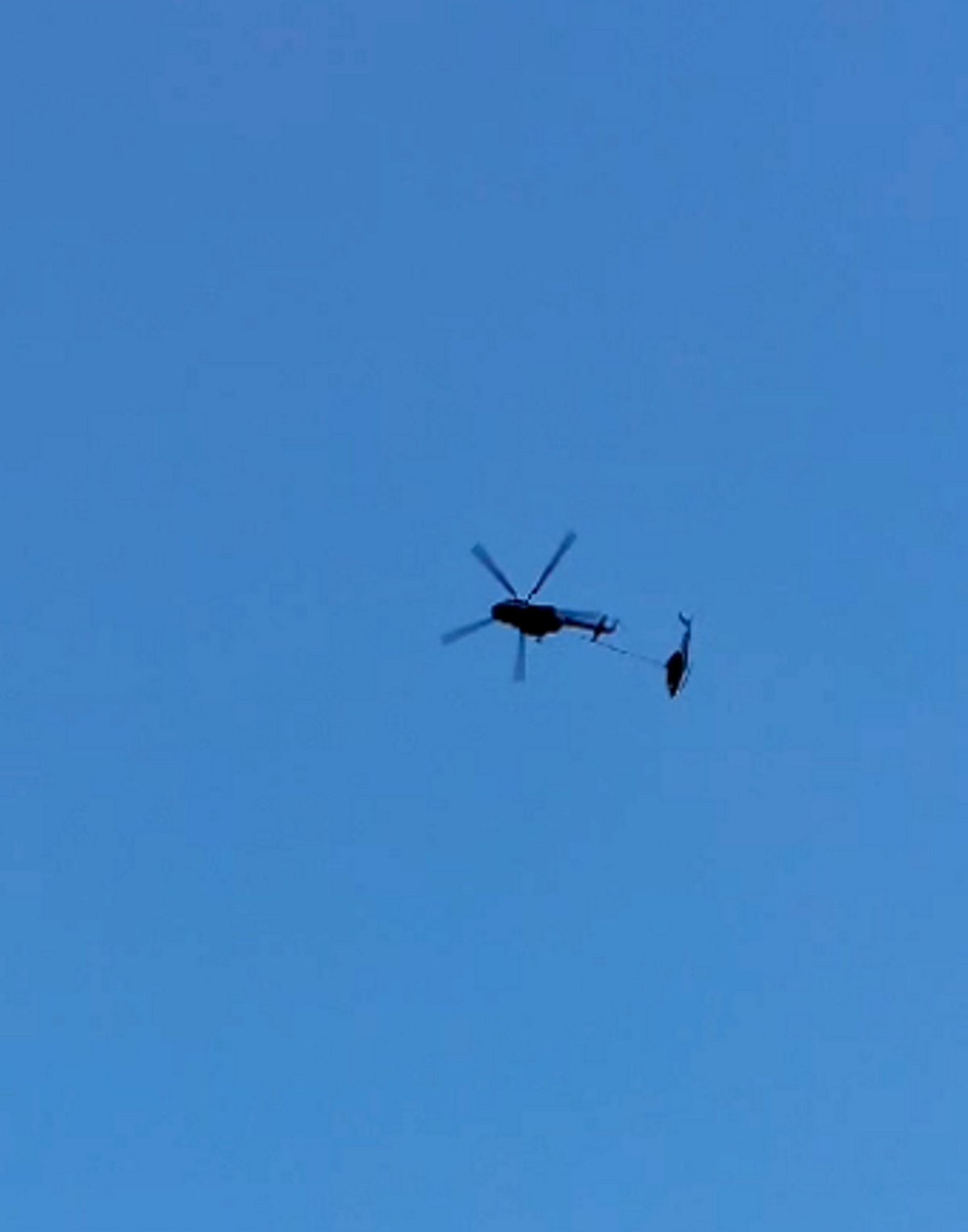 Pilot drops damaged helicopter mid-air to avoid accident