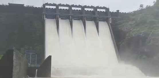 Middle Vaitarna dam supplying water to Mumbai reaches full capacity