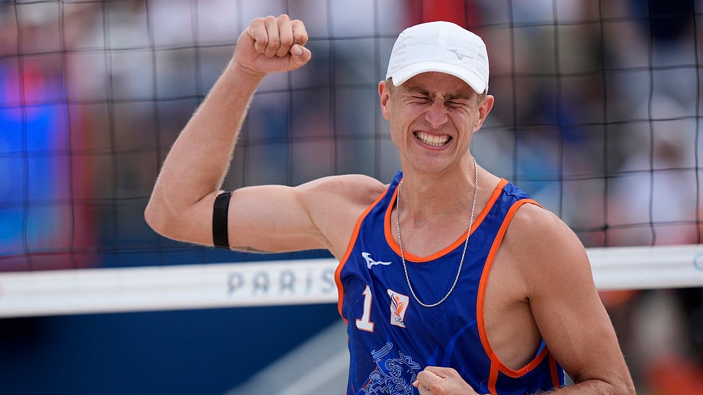 Steven van de Velde, the Dutch beach volleyball player convicted of ...