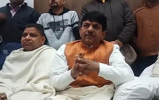 NBW against UP minister Kapil Aggarwal for not appearing before court ...