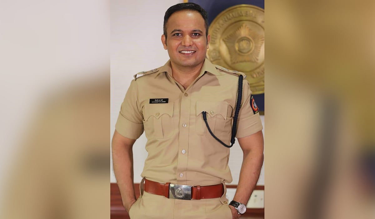 Ips Officier Uniform
