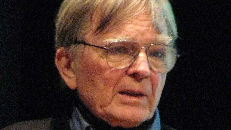 Robert Coover, Renowned Postmodern Author and Educator, Passes Away at 92