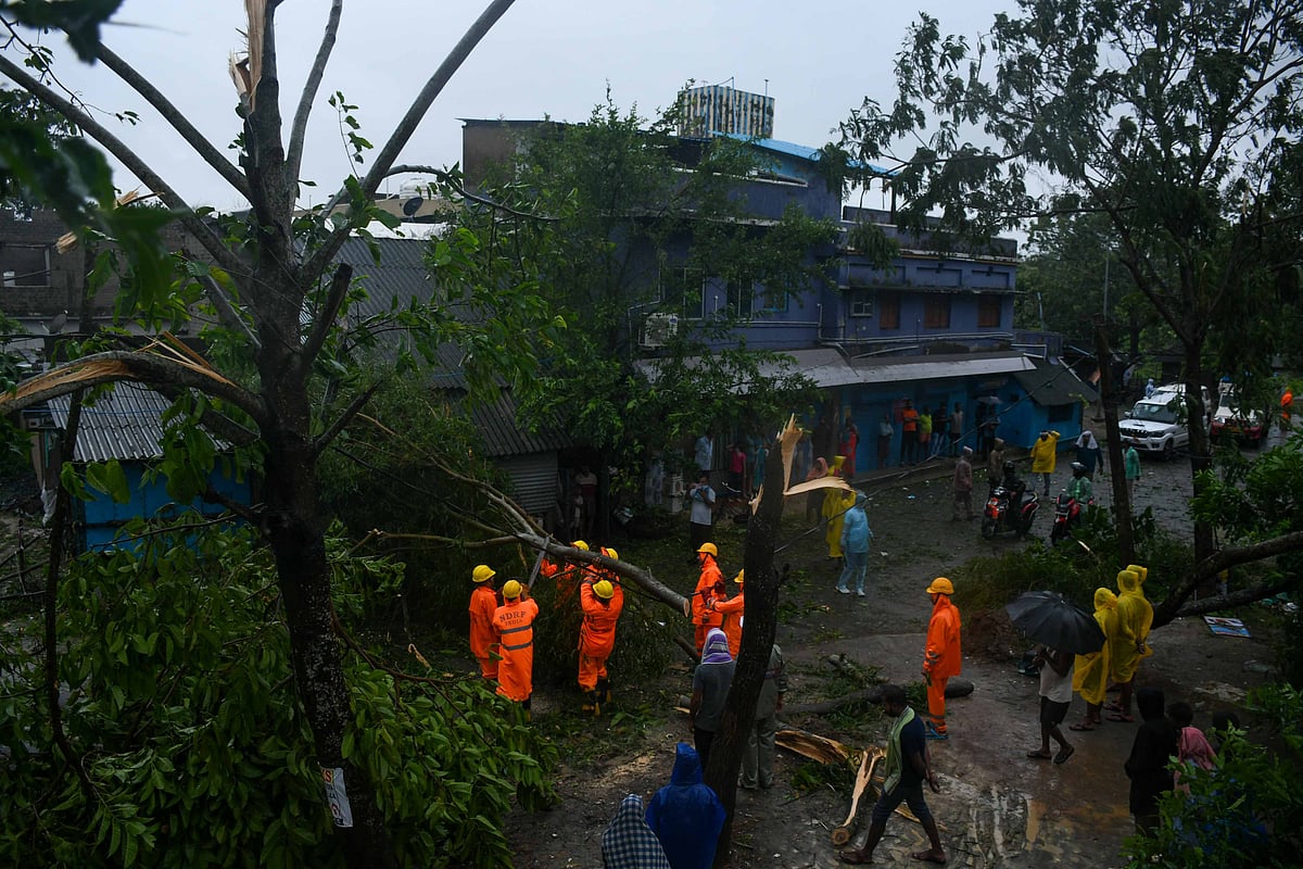 IN PICS | Cyclone Dana: Zero casualties in Odisha
