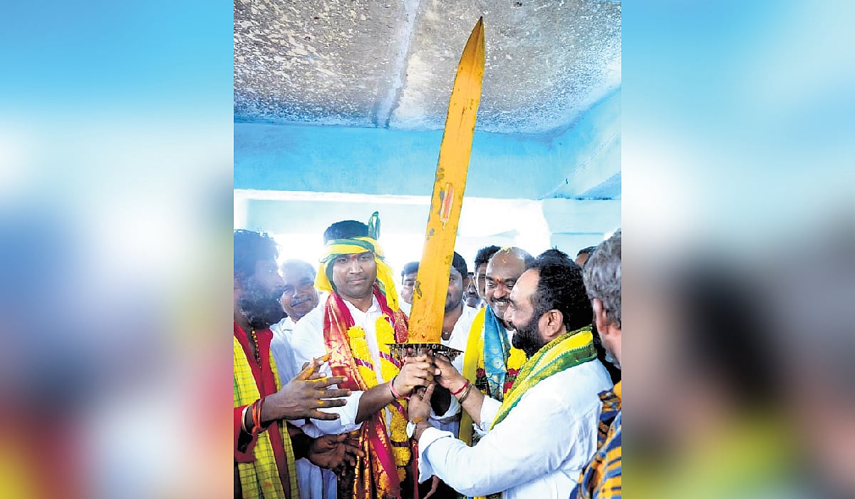 Rayabaram celebrations mark second day of Palnati Veeraradhana Utsavalu ...