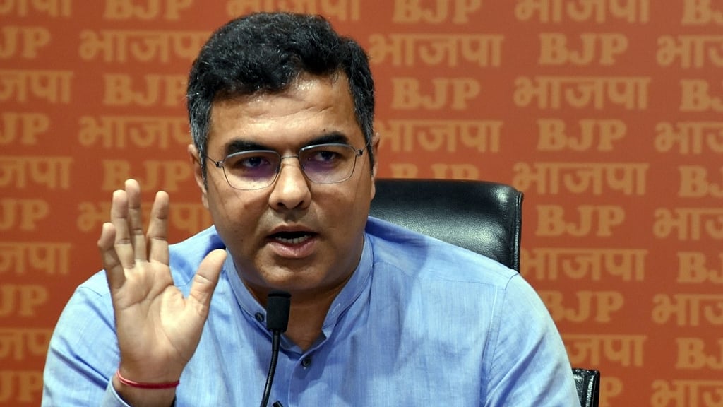 BJP MP Parvesh Verma files Rs 100 crore defamation suit against ...