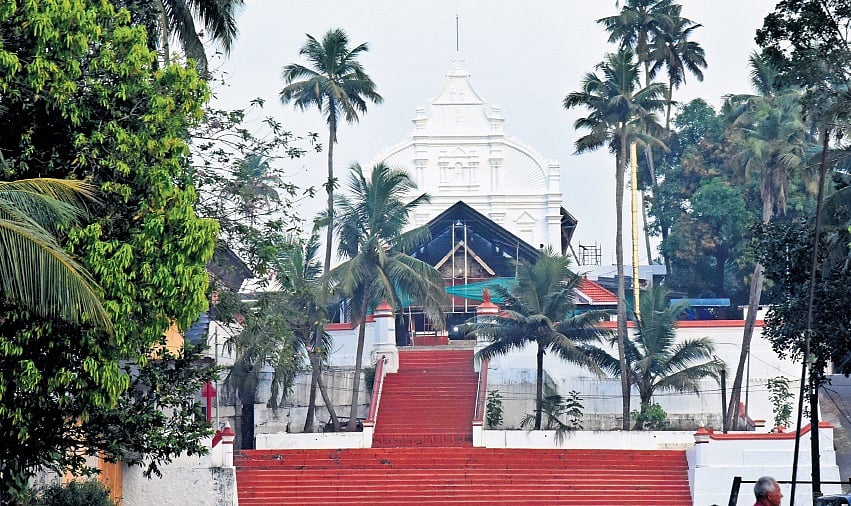 Kadamattom St George Church: A blend of history, art, and architecture ...
